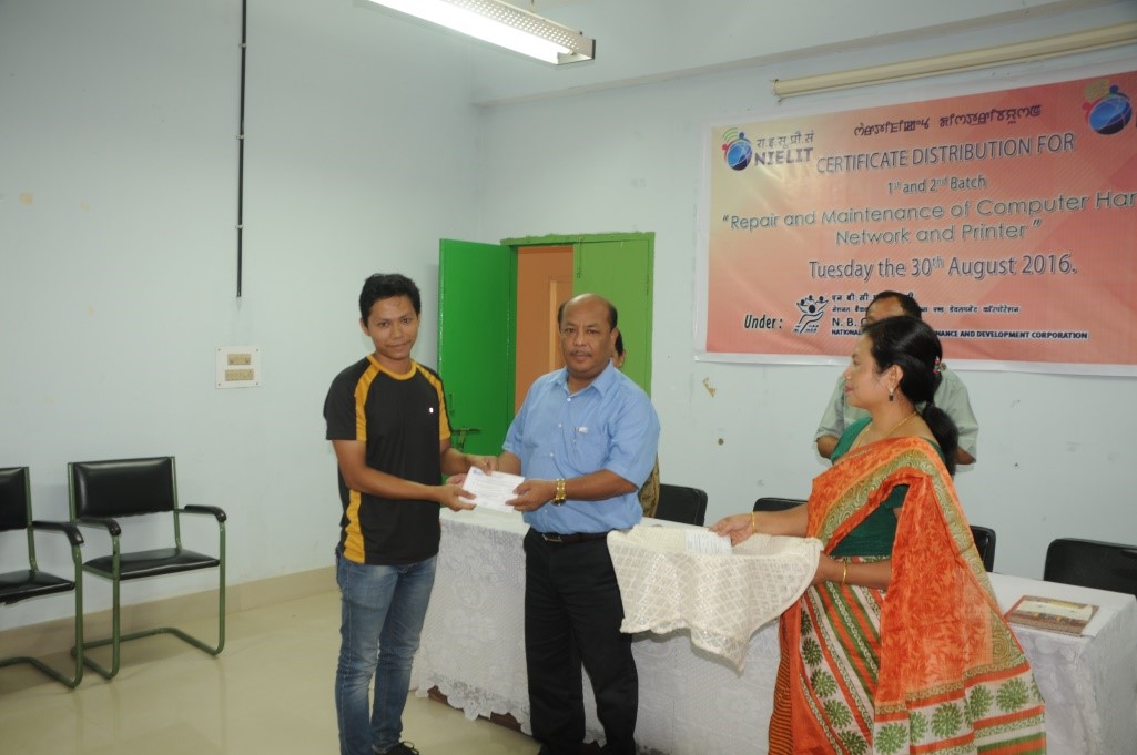 Certificate Distribution | Government of India : National Institute of ...