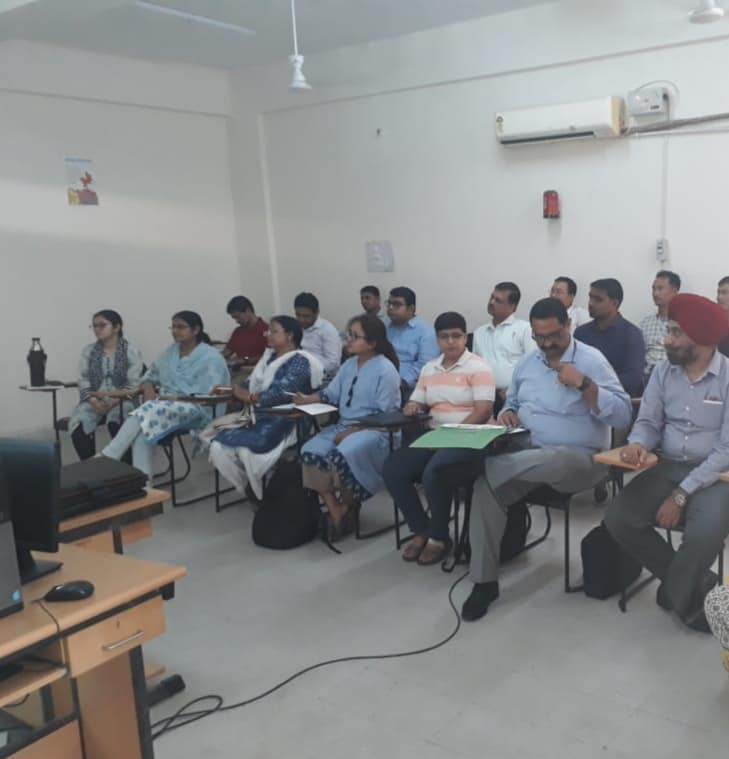 Training of Master Trainers on "Programming and Problem Solving through ...