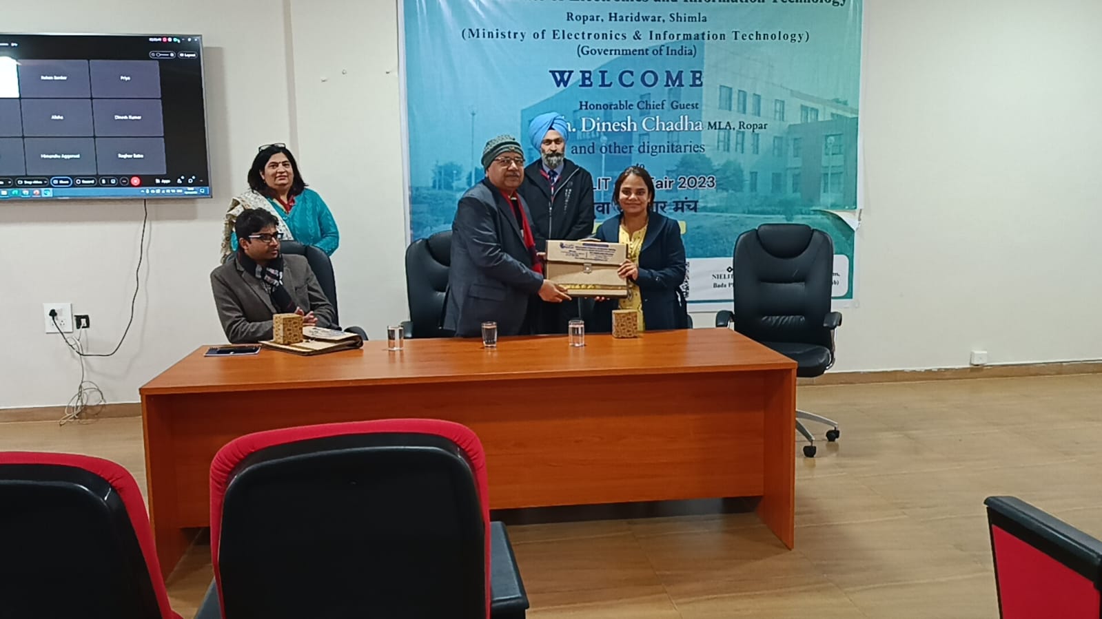 Presentation and Demonstration of Major Project undertaken by the 6 months industrial training ...