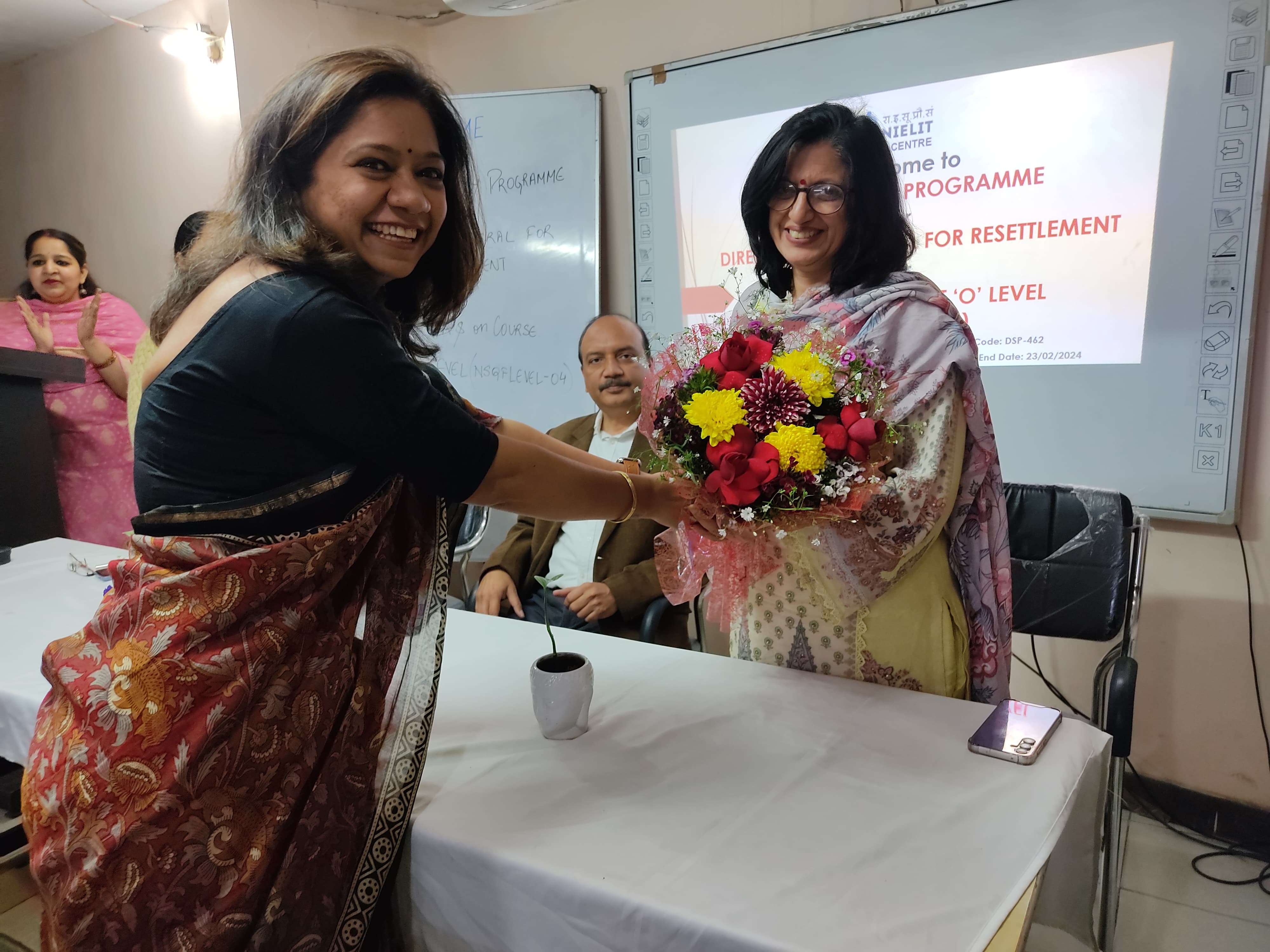 Warm welcome by NIELIT Delhi Centre staff to Shri. Subhanshu Tiwari as the new Executive ...